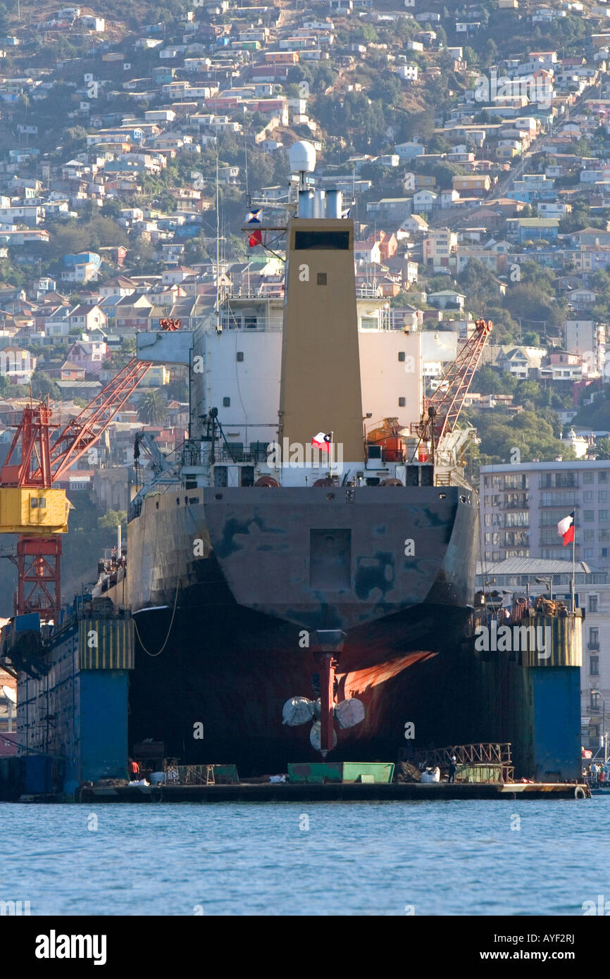 Floating dry dock hi-res stock photography and images - Alamy
