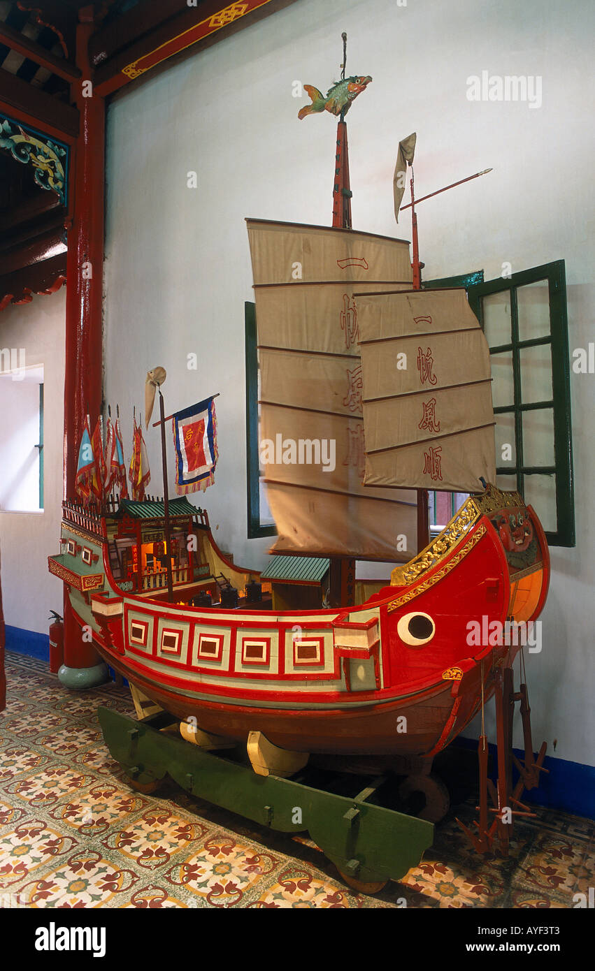 Model of Chinese junk on display in Hoi An boat Stock Photo - Alamy