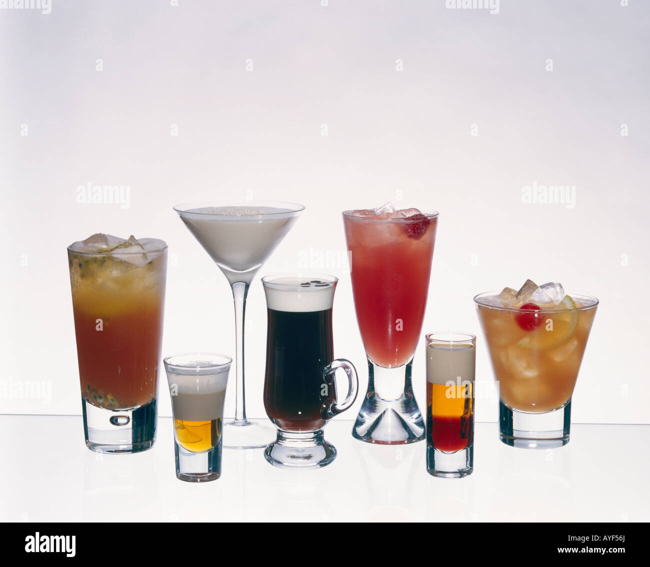 Cocktails varieties hi-res stock photography and images - Alamy