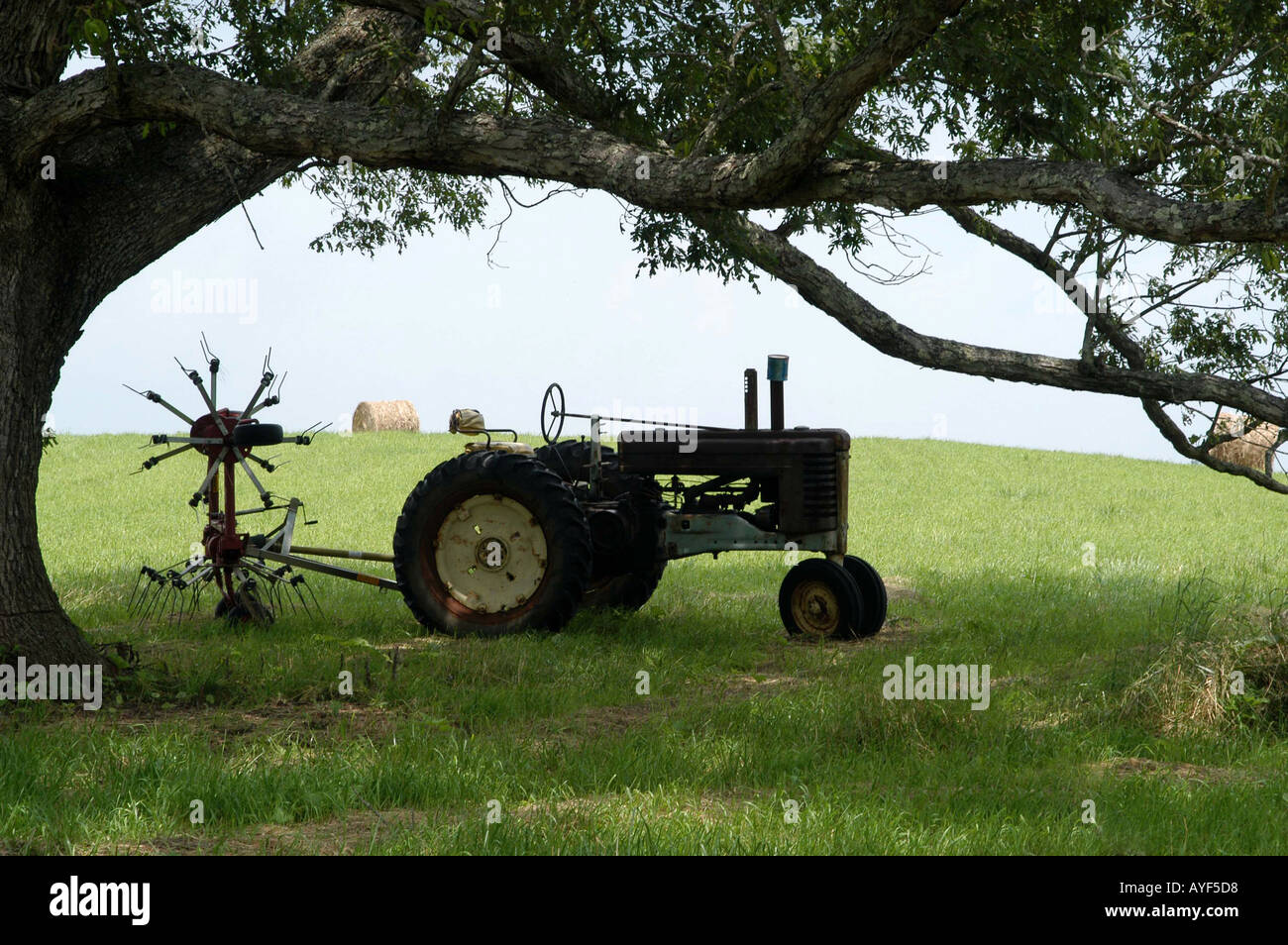 Tractor in shade hi-res stock photography and images - Alamy