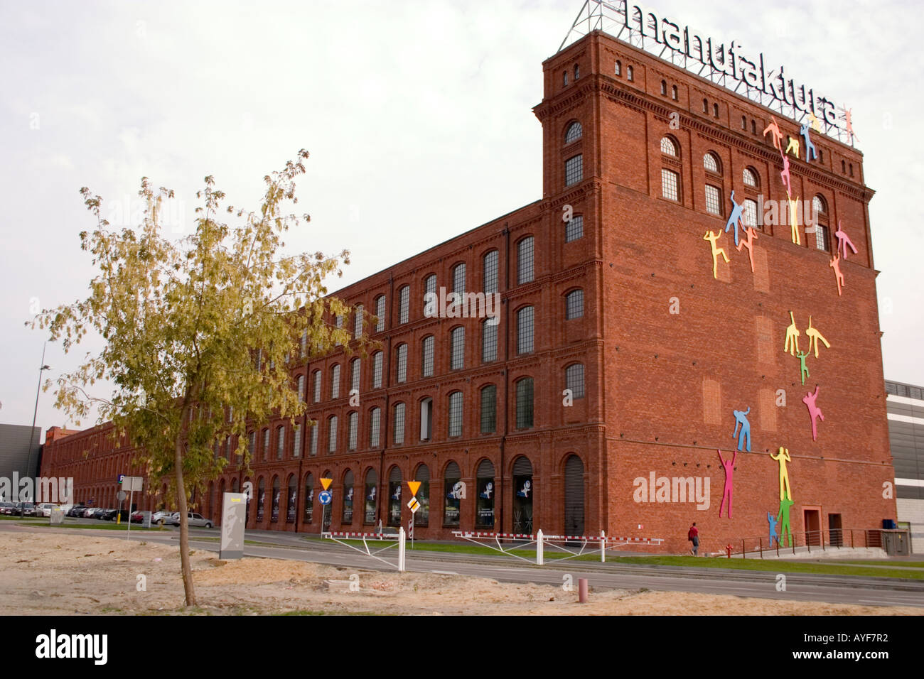 Polish Manufaktura remodeled textile factory a center for arts ...