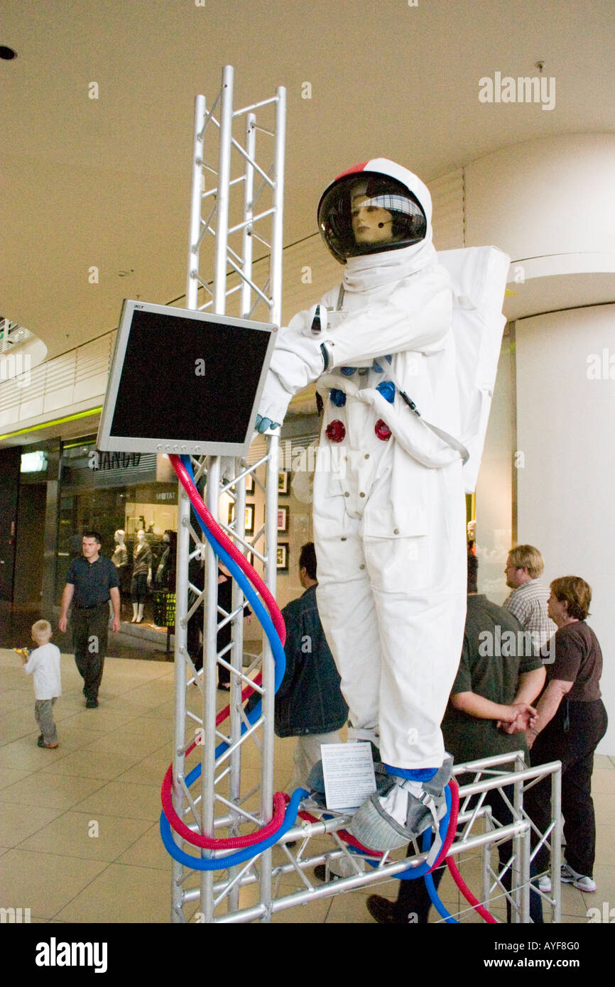 Astronaut Space Suit Display Stock Photos & Astronaut Space Suit ...