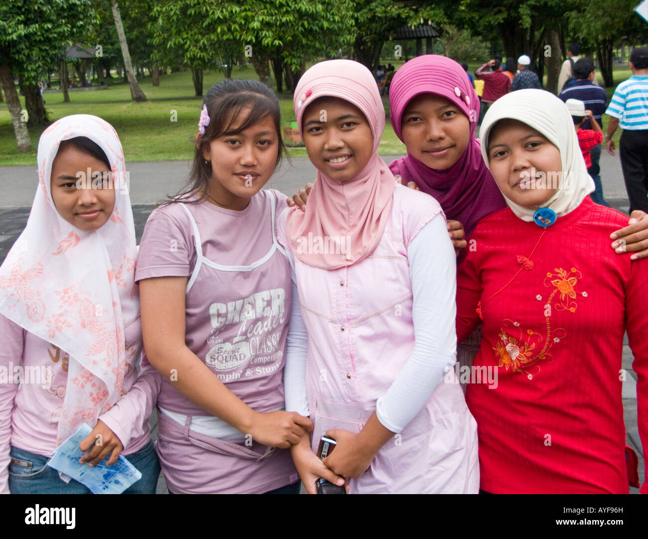Indonesian school girls hi-res stock photography and images - Alamy