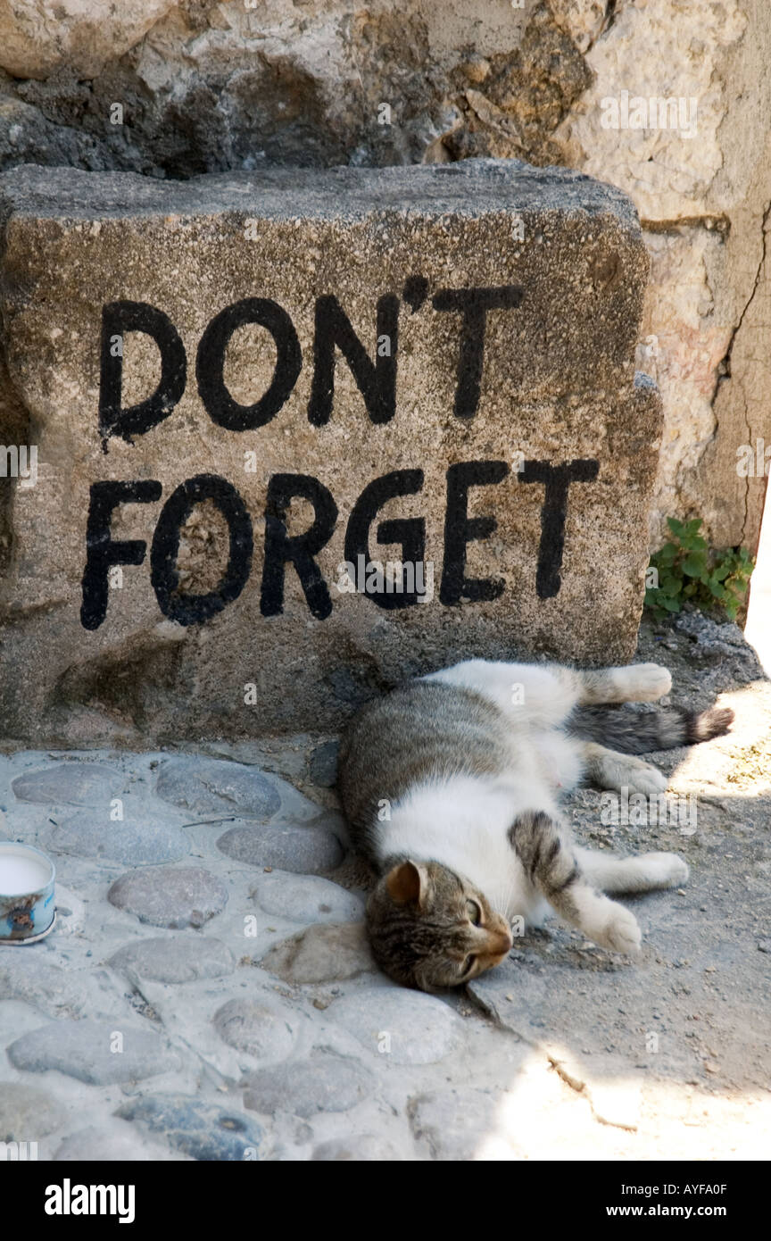 Dont Forget Sign High Resolution Stock Photography and Images - Alamy