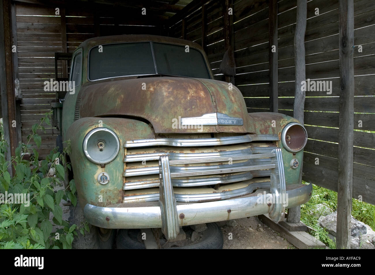 An rusty old American car Stock Photo - Alamy