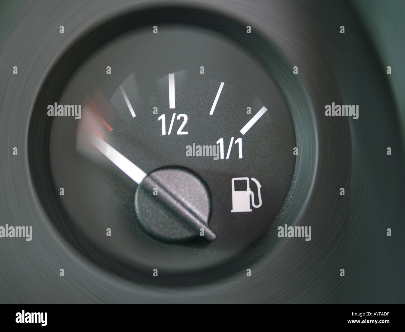 Petrol gauge hi-res stock photography and images - Alamy