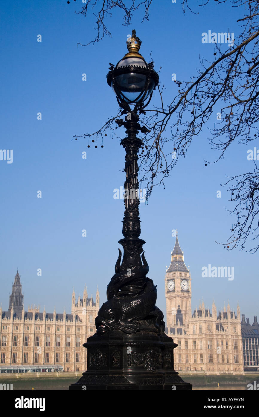 A lamp post in front of the Houses of Parliament on the river Thames ...