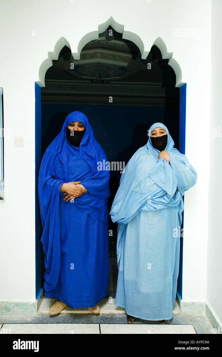 Blue chador hi-res stock photography and images - Alamy