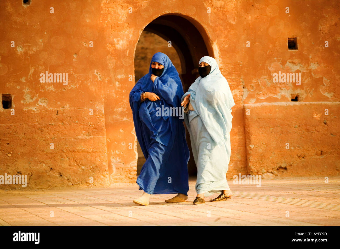 Chador hi-res stock photography and images - Alamy