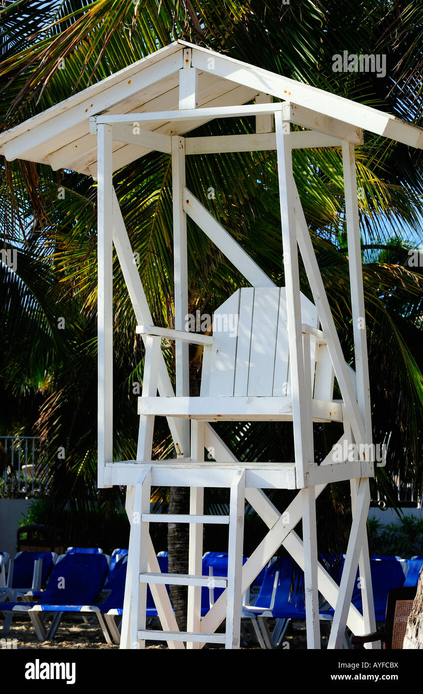 Life Guard Tower Stock Photo - Alamy
