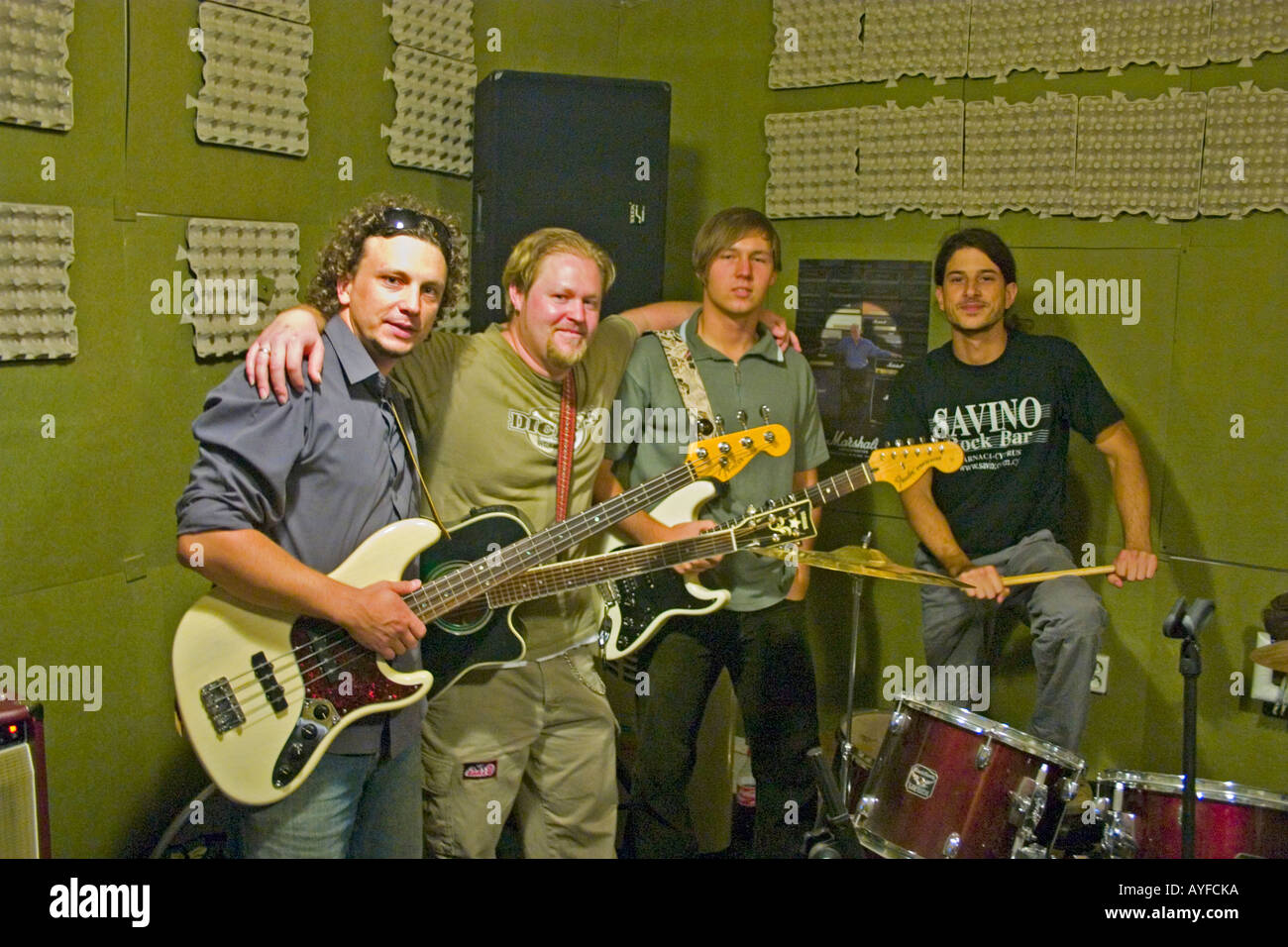 Egg rock band hi-res stock photography and images - Alamy