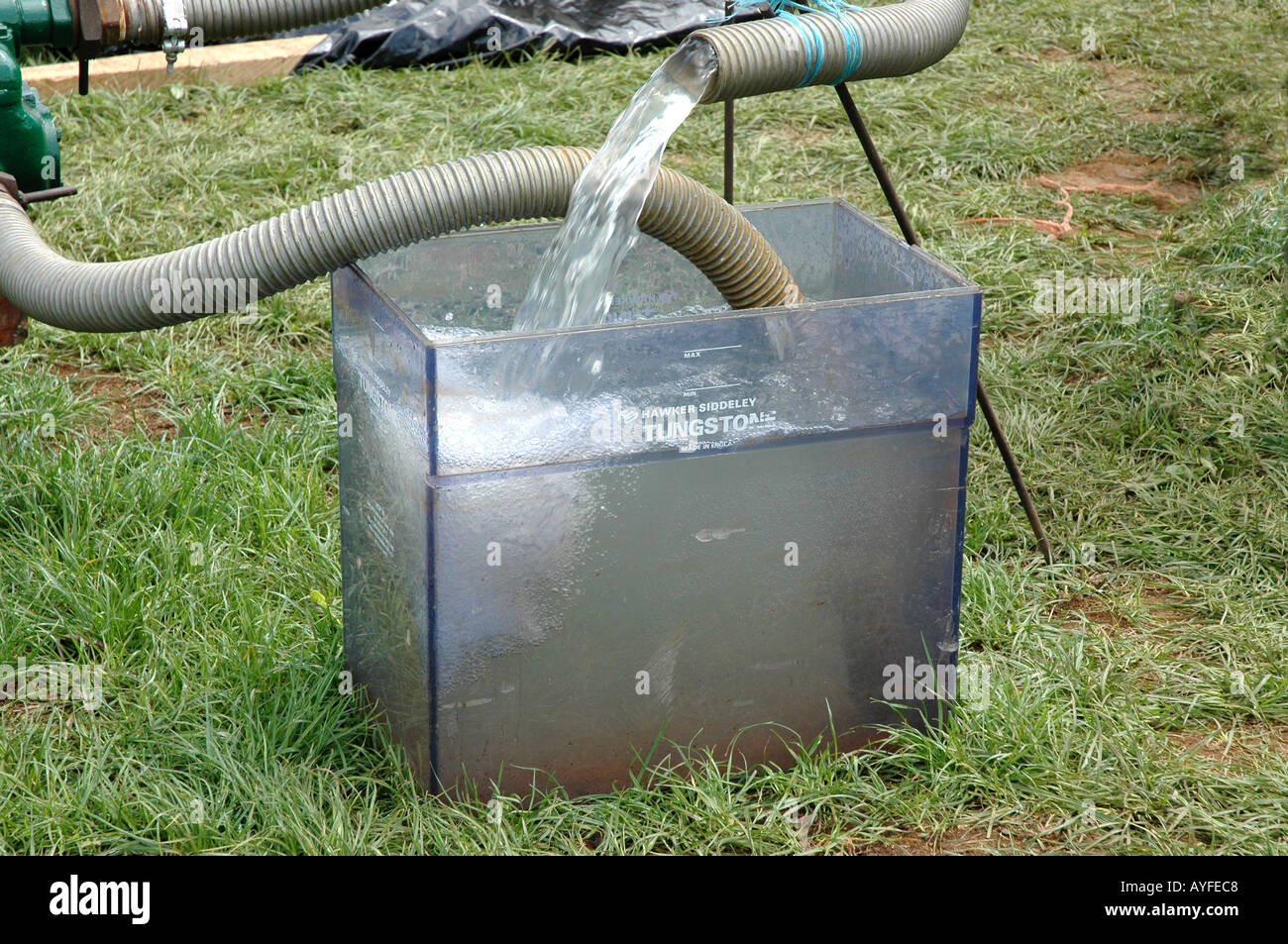Bucket of water spill hi-res stock photography and images - Alamy