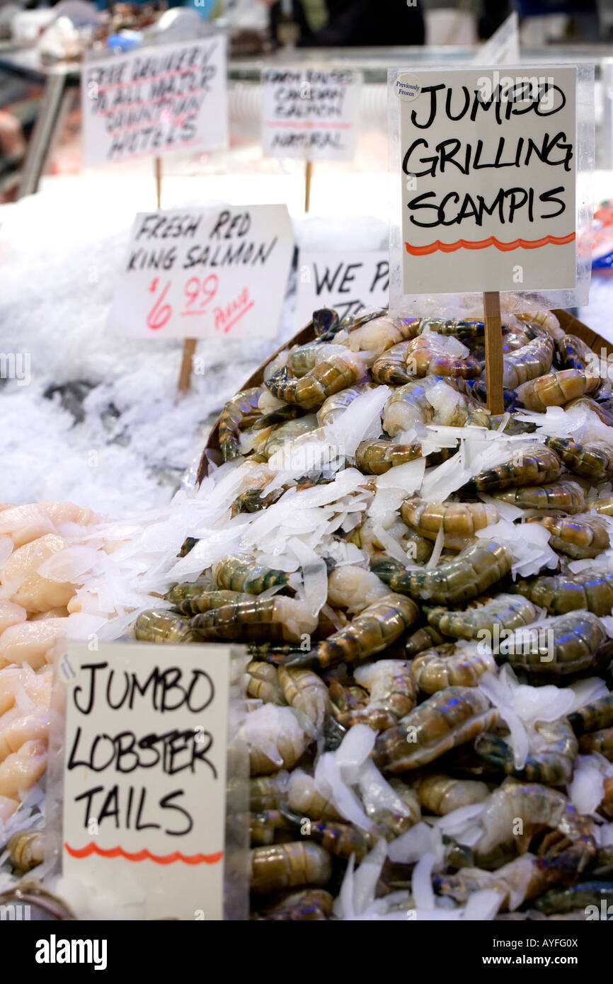 Fresh fish shellfish stall hi-res stock photography and images - Alamy