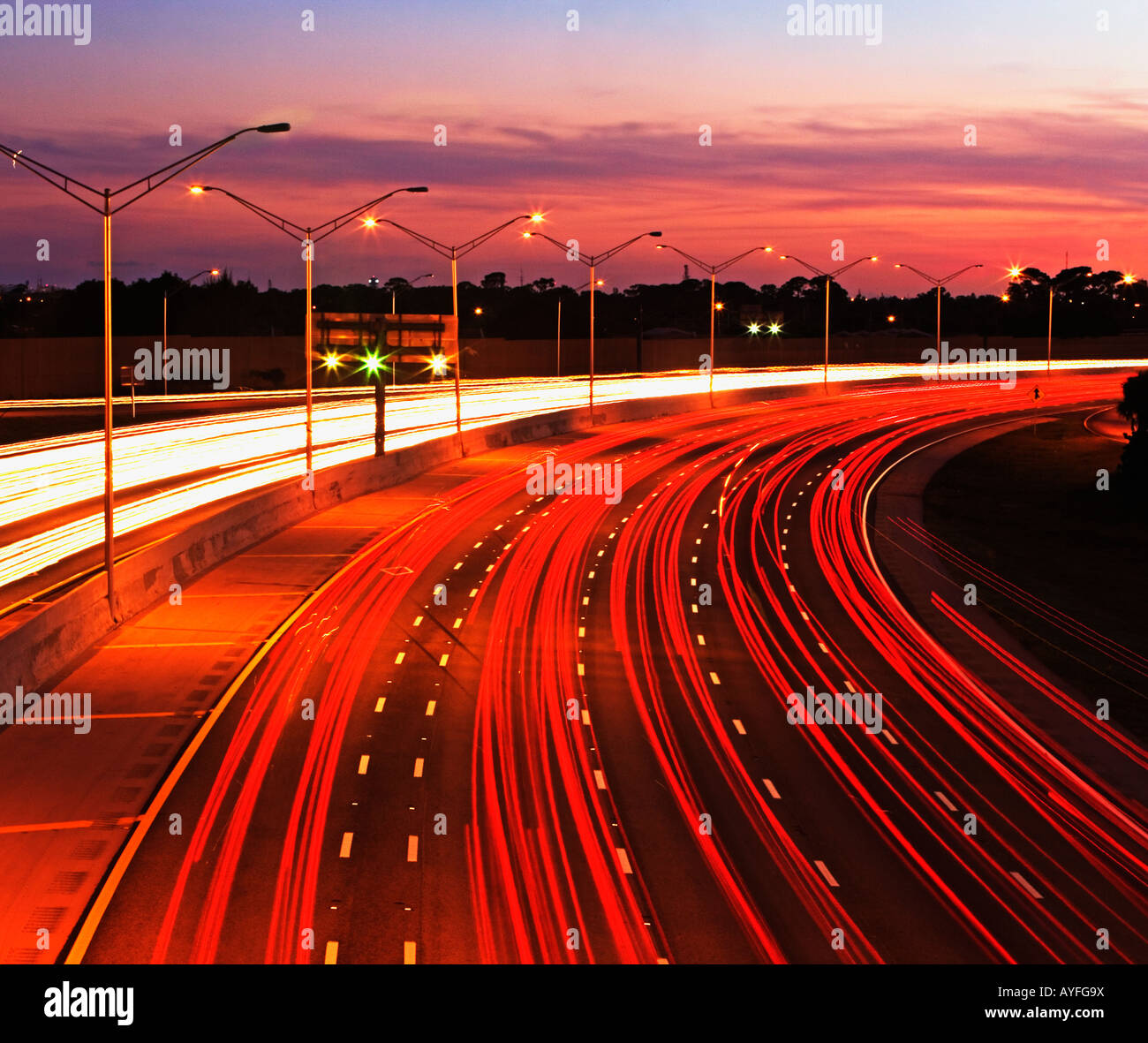 Red traffic lamps hi-res stock photography and images - Alamy