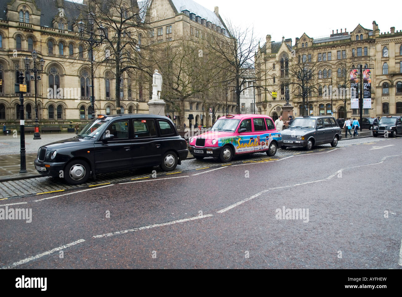Taxi manchester hi-res stock photography and images - Alamy