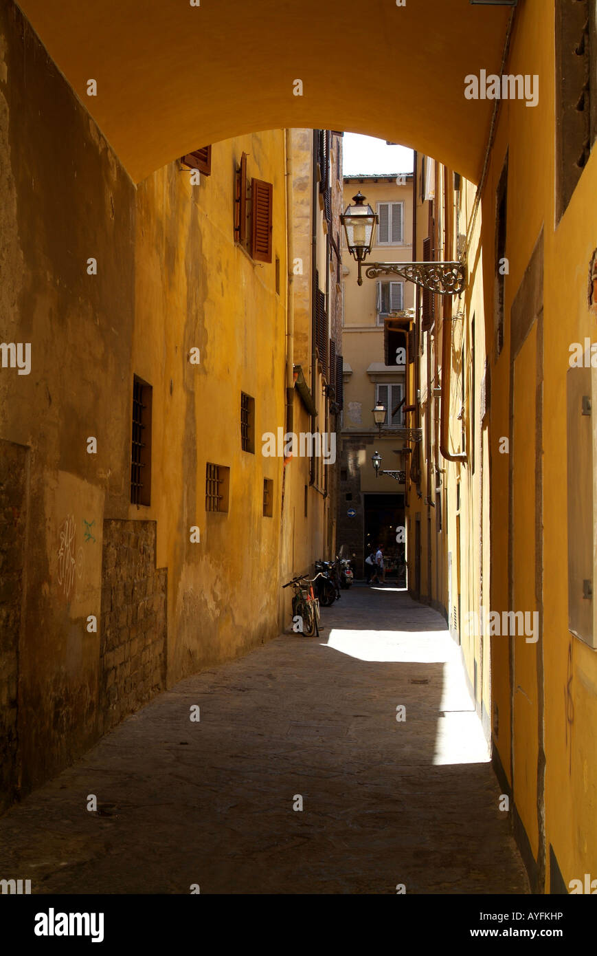 Italian back street Stock Photo - Alamy