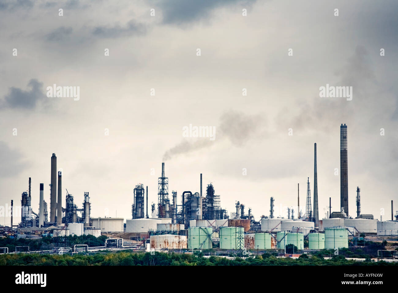 Esso fawley oil refinery hi-res stock photography and images - Alamy