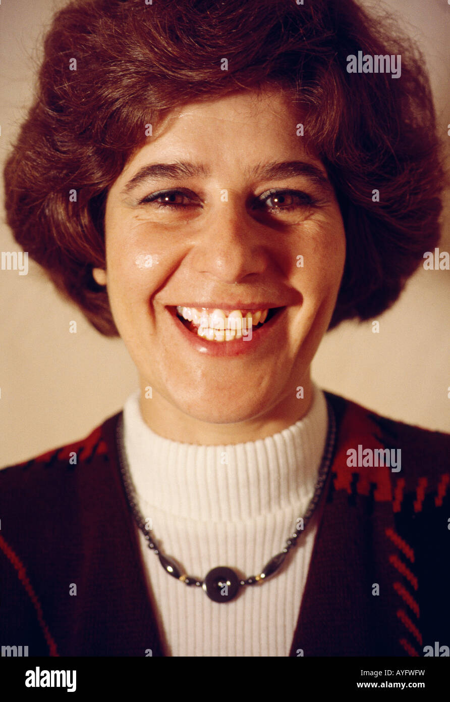 Portrait of woman smiling Stock Photo - Alamy