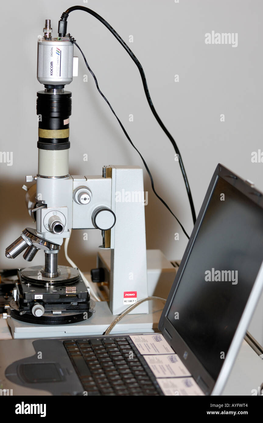 Video microscope science laboratory hi-res stock photography and images ...