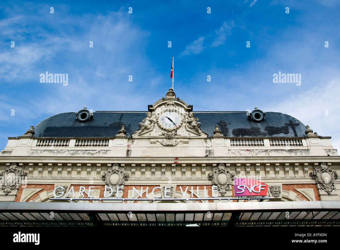 Nice old train hi-res stock photography and images - Alamy