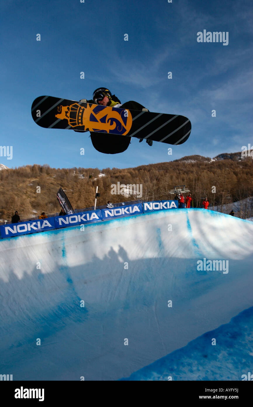 Snowboard. Half Pipe, Bardonecchia Stock Photo - Alamy