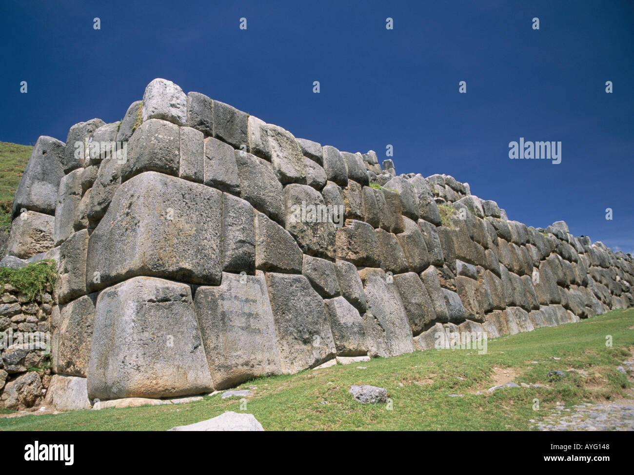 Inca stonework sacsahuaman cuzco peru Stock Photo - Alamy