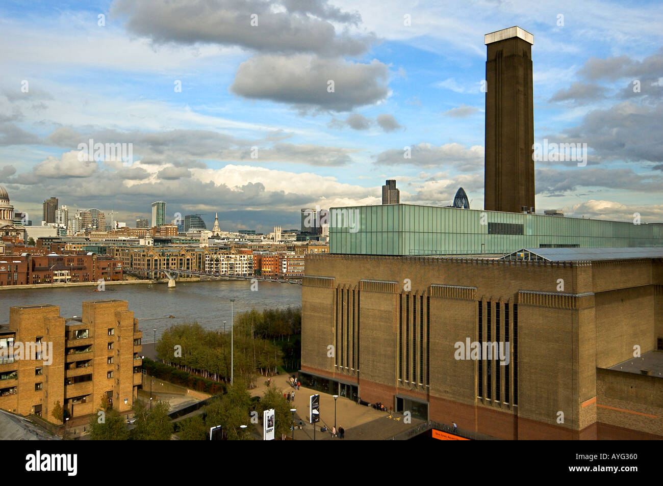 tate modern art museum shot form penthouse aerial view showing river ...