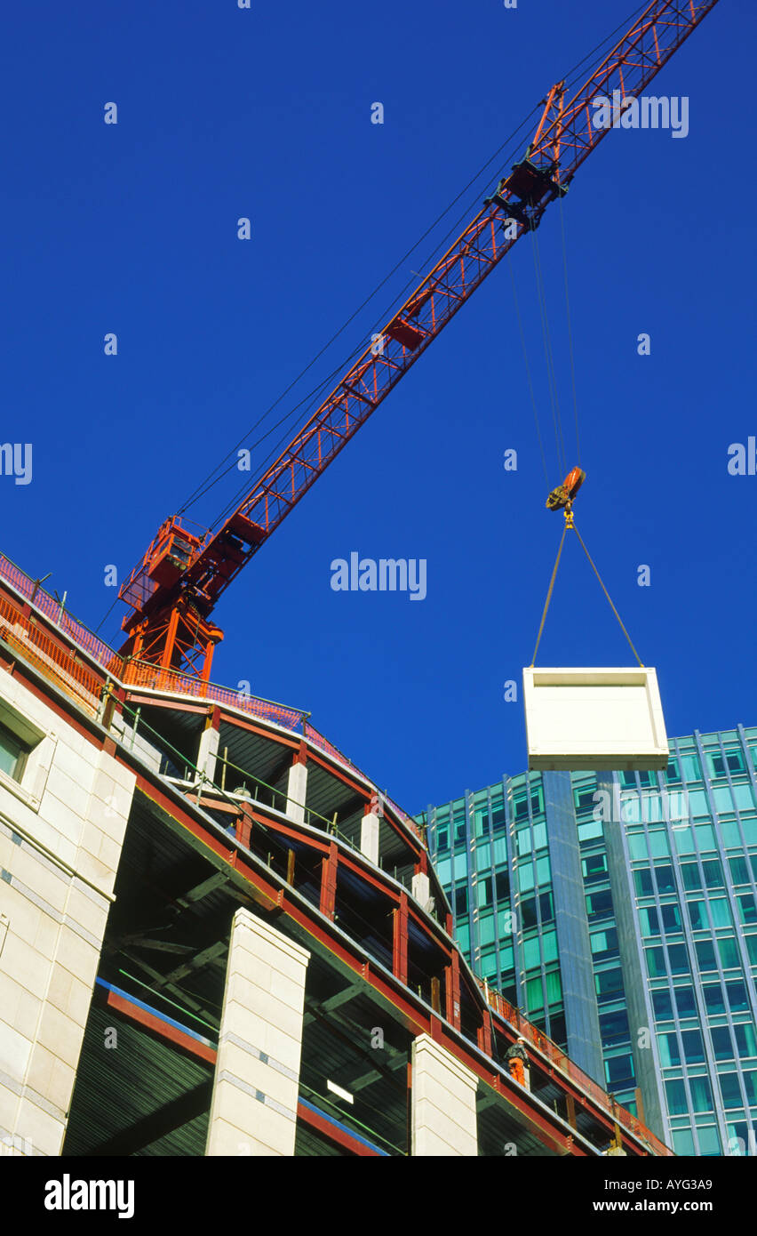 Tower crane lifting prefabricated hi-res stock photography and images ...