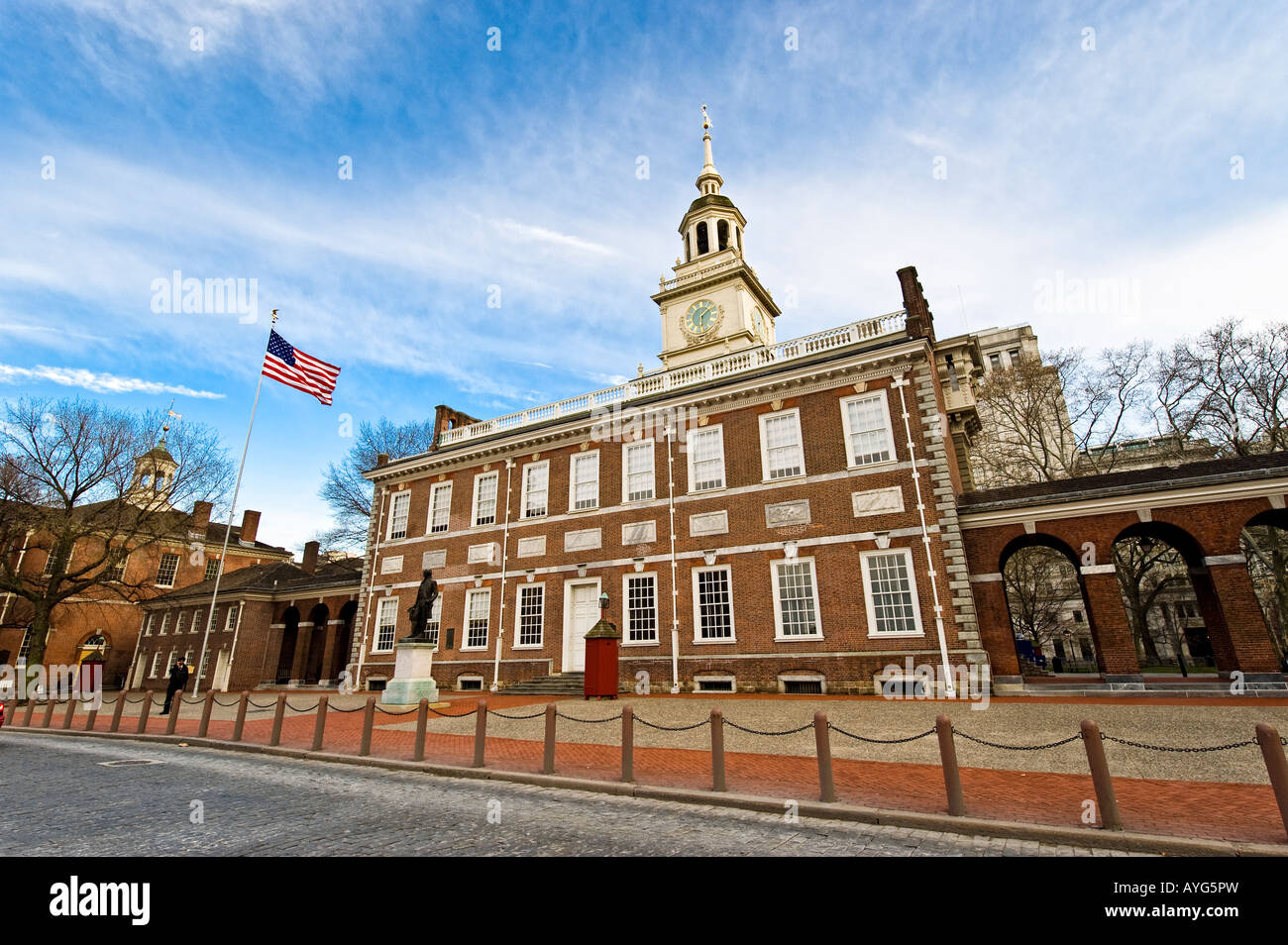 Independence hall historical landmark hi-res stock photography and ...