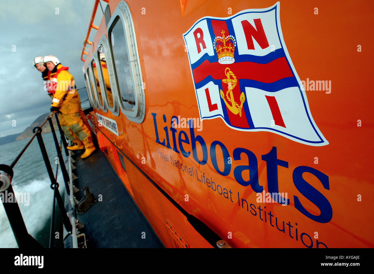 Rnli lifeboat crew hi-res stock photography and images - Alamy
