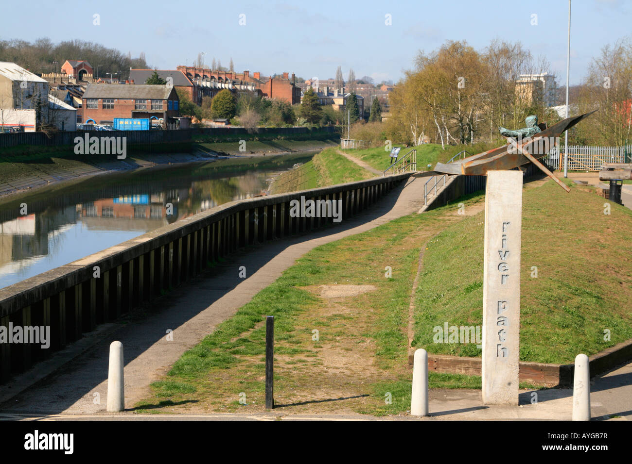 riverside path river orwell Ipswich town centre shopping county town of ...