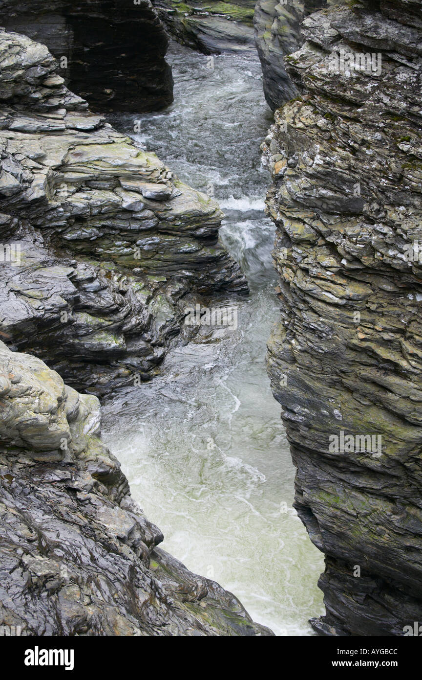 River dee waterfall linn dee hi-res stock photography and images - Alamy