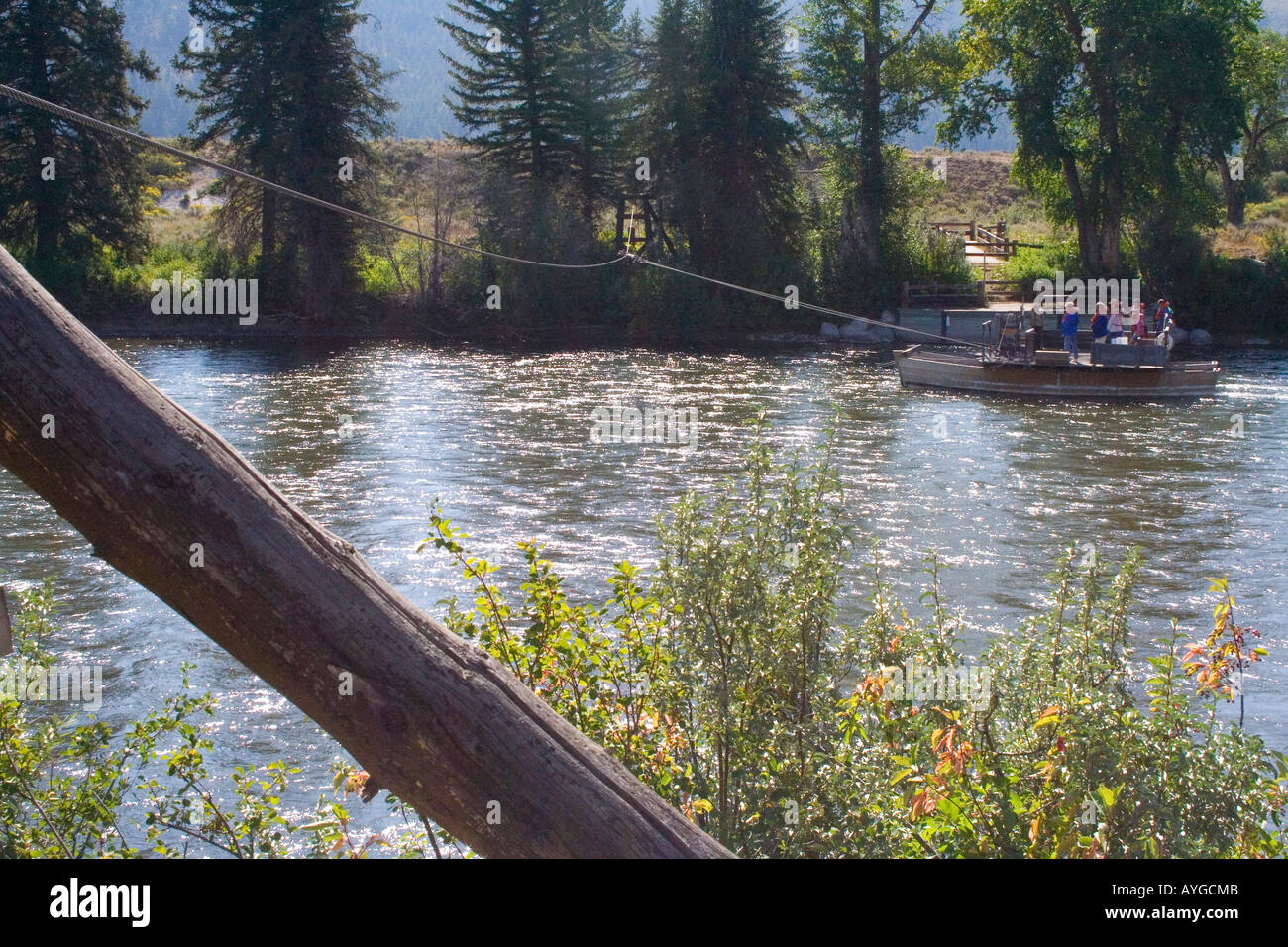 Ferry boat river rope hi-res stock photography and images - Alamy