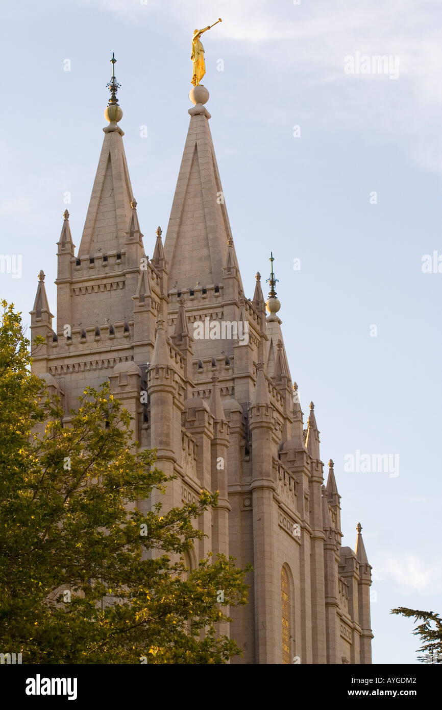 Mormon Temple with Golden Statue of Angel Maroni Temple Square Salt ...