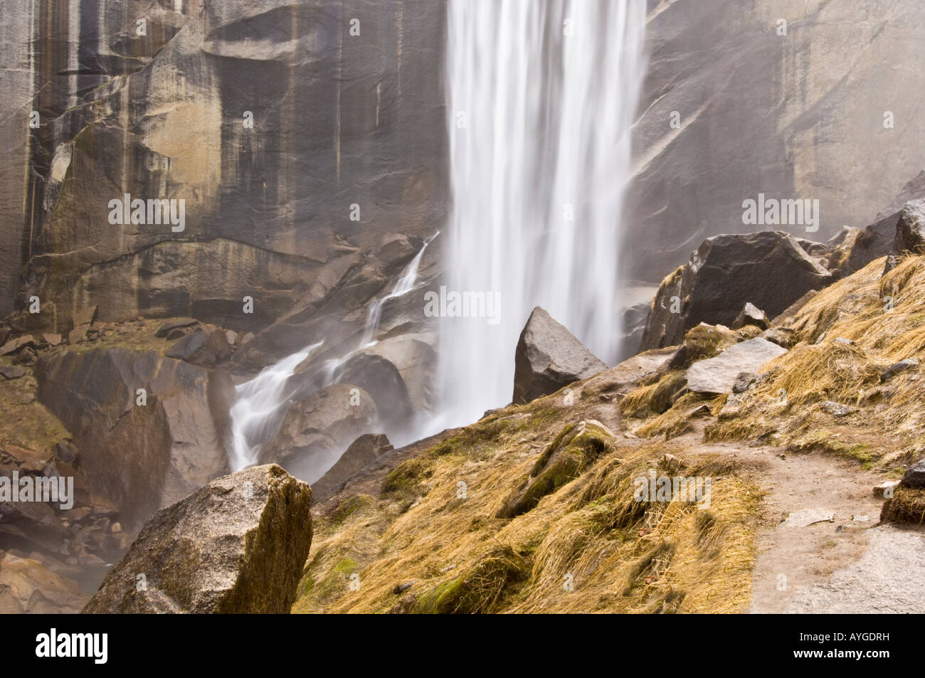 Vernal Falls Merced River Stock Photo - Alamy