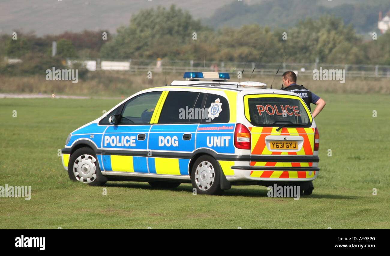 Police dog van hi-res stock photography and images - Alamy