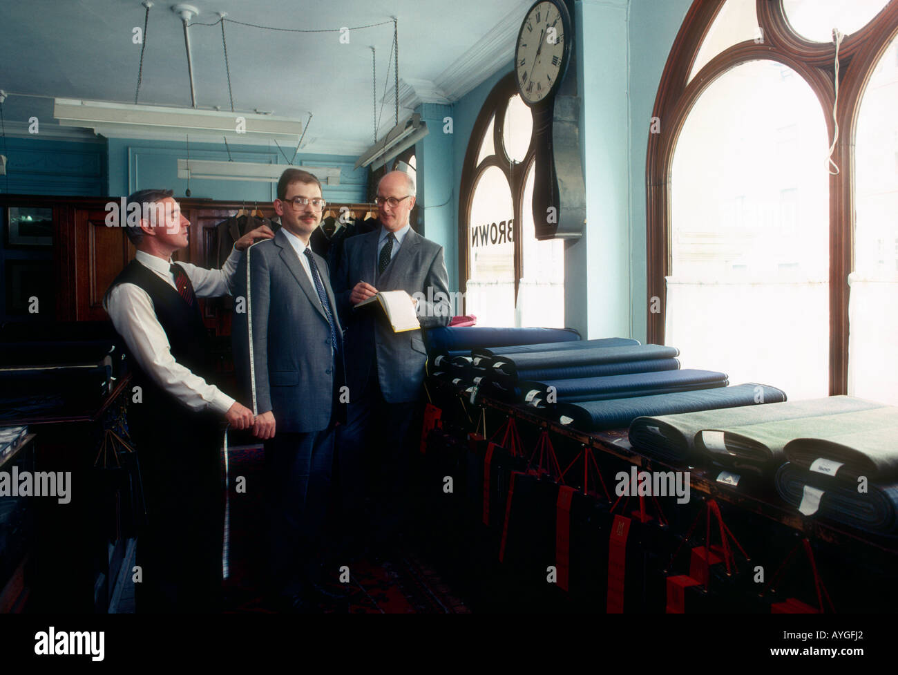 Making a bespoke suit savile row hi-res stock photography and images ...