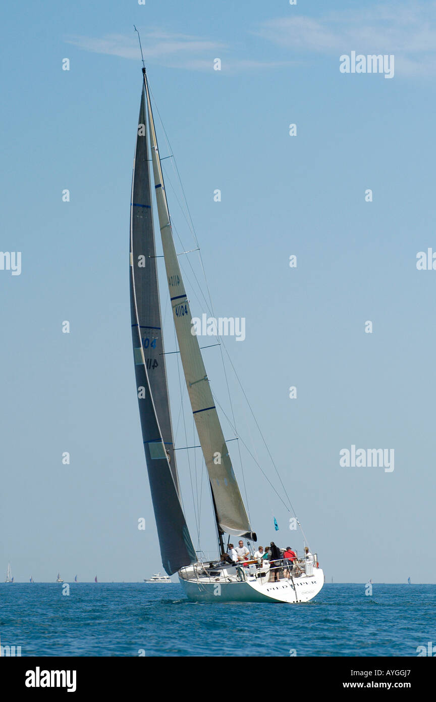 Port Huron to Mackinaw mackinac Island Michigan MI annual sailboat race ...