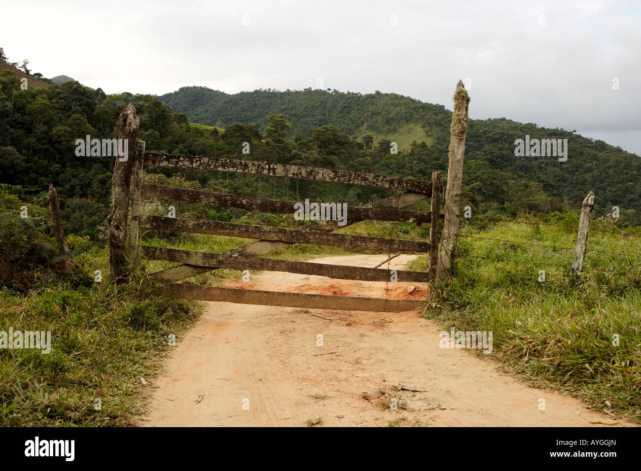 Unpaved road in Mauá Brazil Stock Photo - Alamy