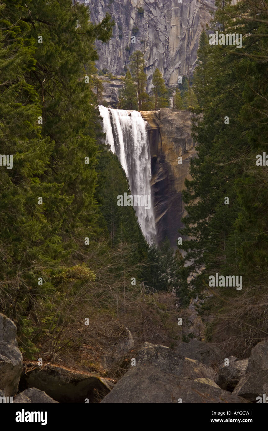 Vernal Falls Merced River yosemite Stock Photo - Alamy