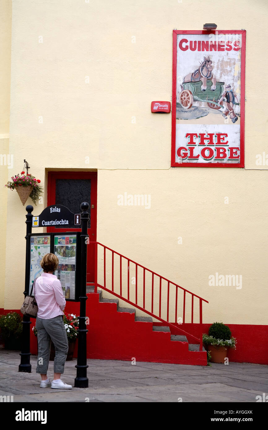 The Globe Pub Graignamanagh Town County Carlow Ireland Stock Photo - Alamy