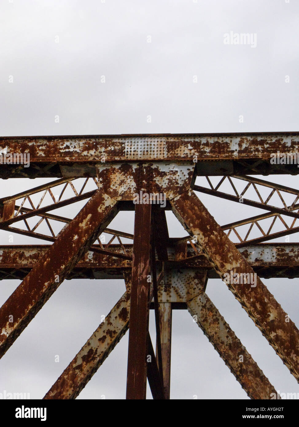 Gusset plate hi-res stock photography and images - Alamy