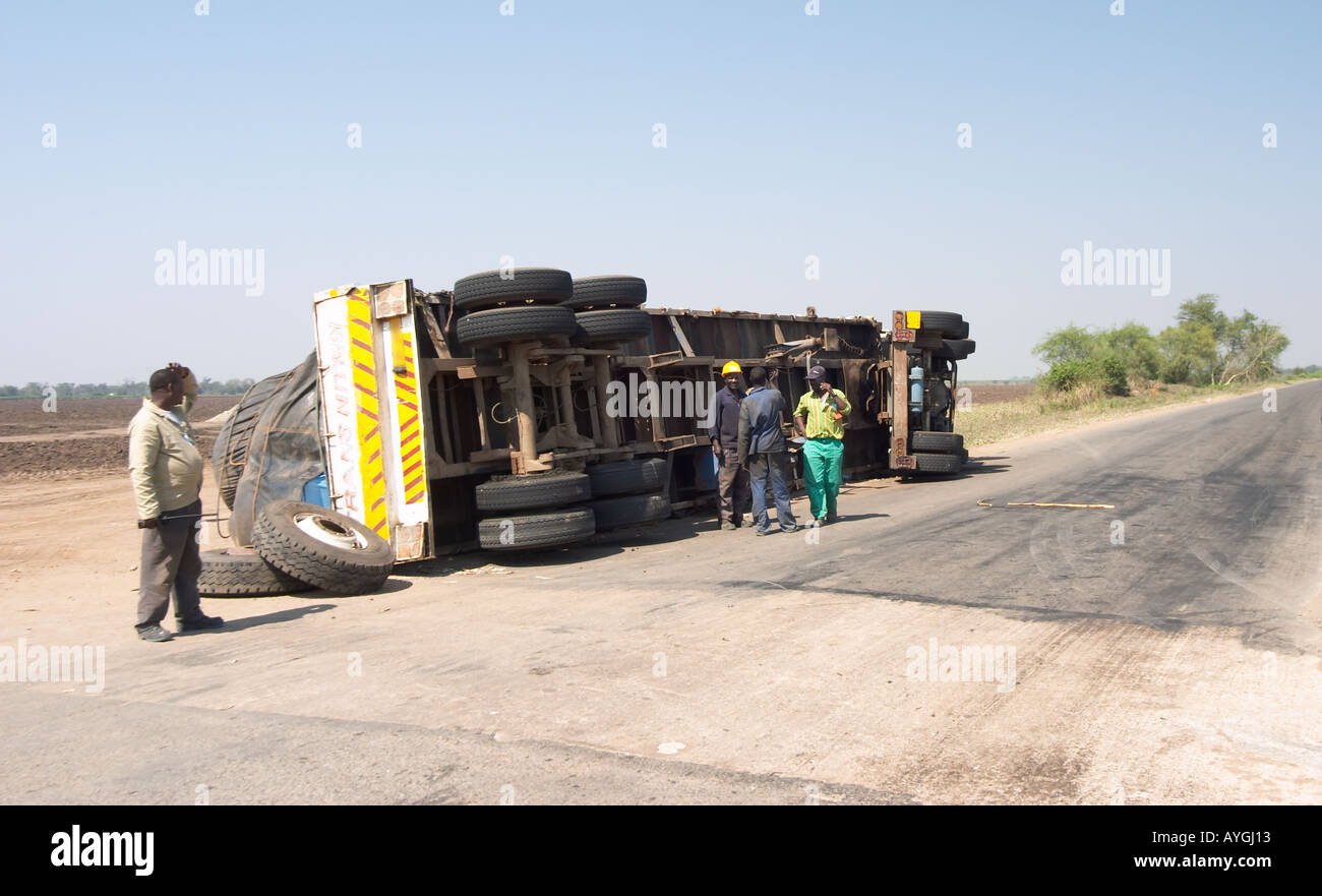 Lorry accident hi-res stock photography and images - Alamy