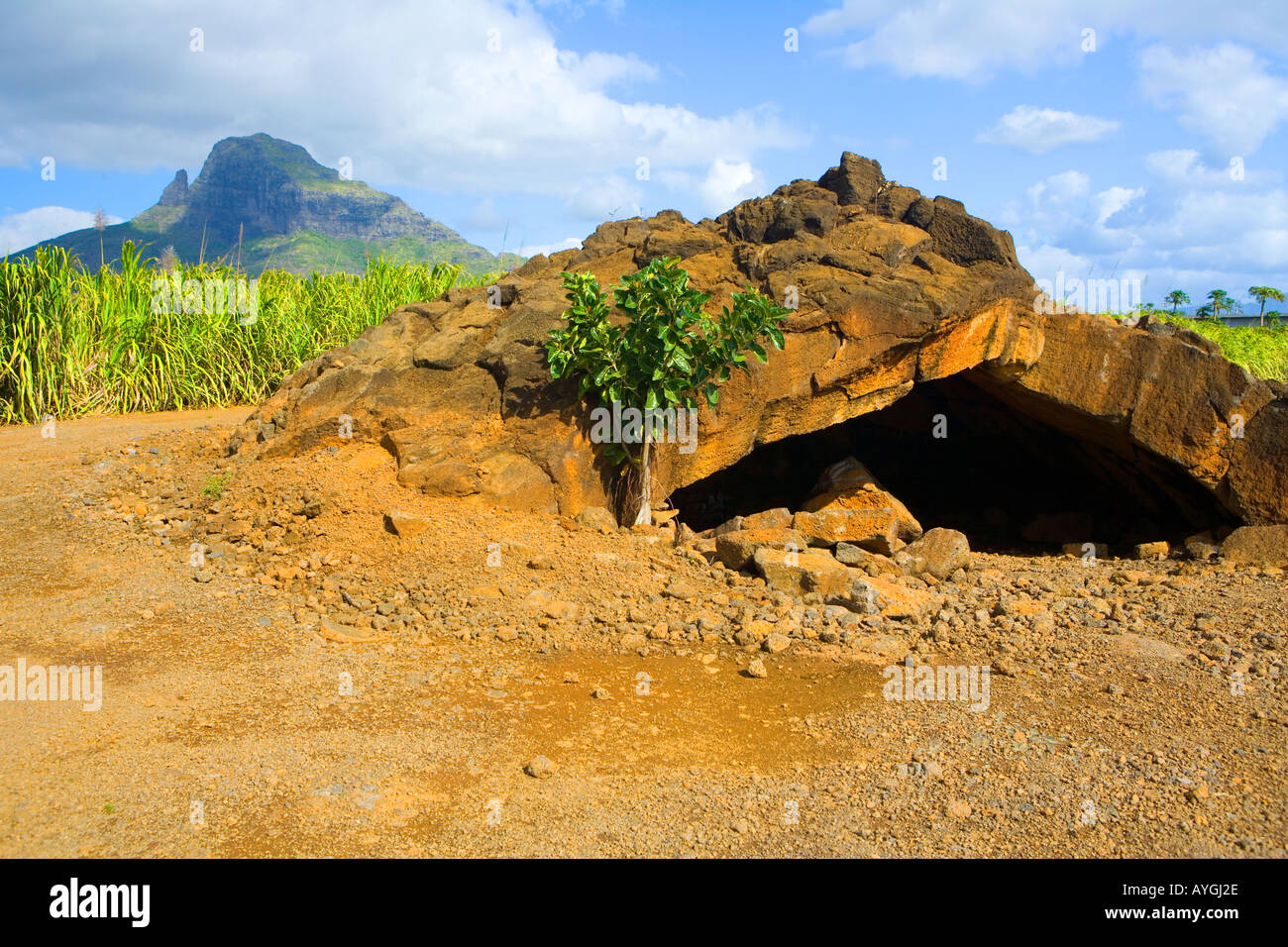 Geode like cave hi-res stock photography and images - Alamy