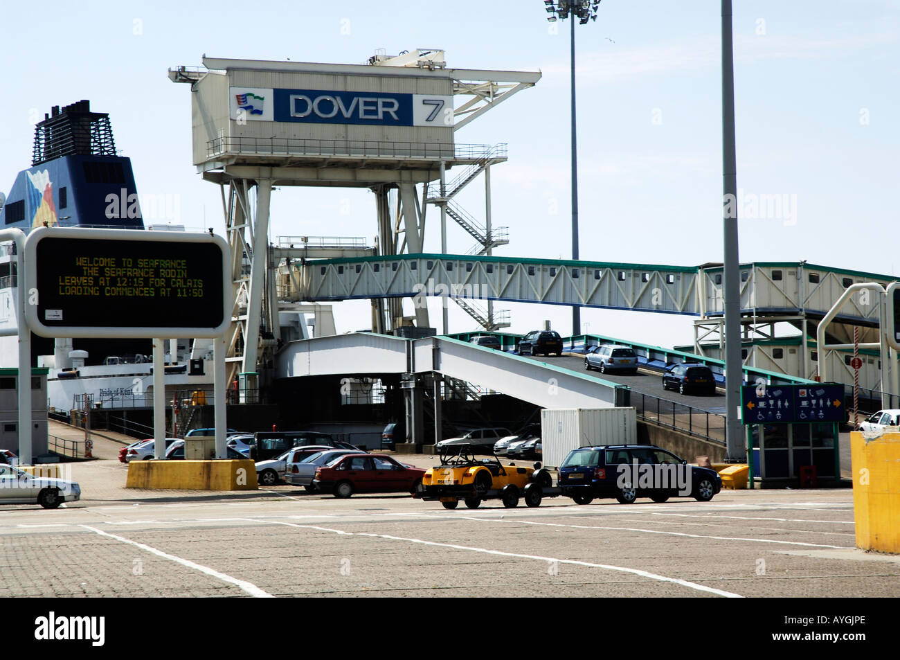 Car ferry loading dover hi-res stock photography and images - Alamy