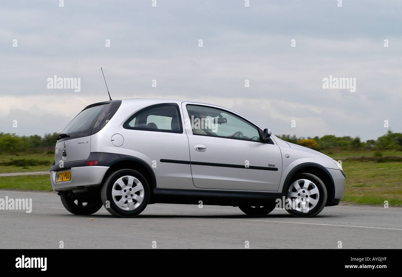 Corsa 2002