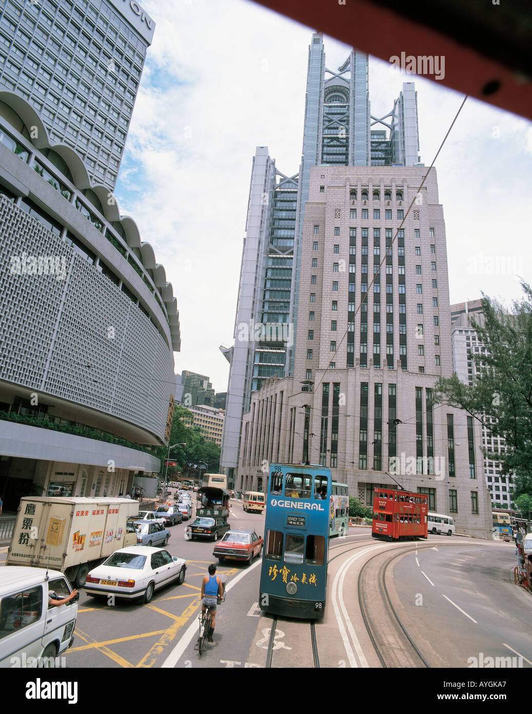 Cars and Buildings Stock Photo - Alamy