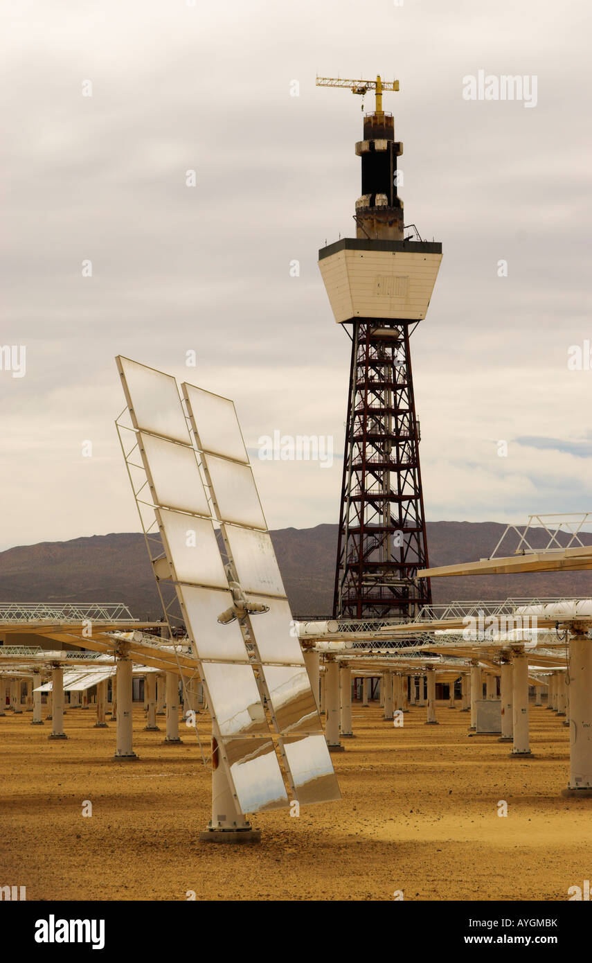 Daggett solar two hi-res stock photography and images - Alamy