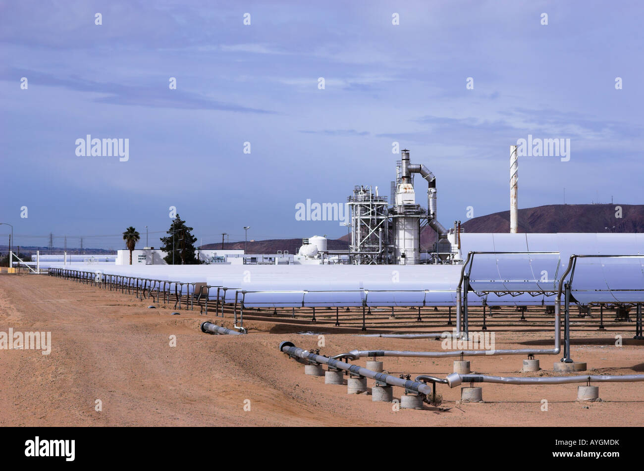 Solar Electric Generating Systems power plant in Daggett, Mojave desert ...