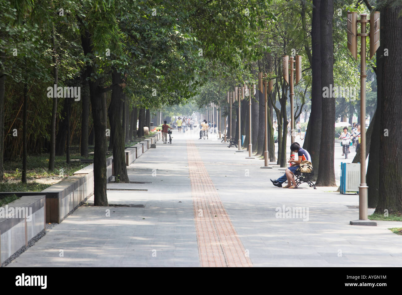 Pedestrianised Pavement ,Chengdu, China Stock Photo - Alamy